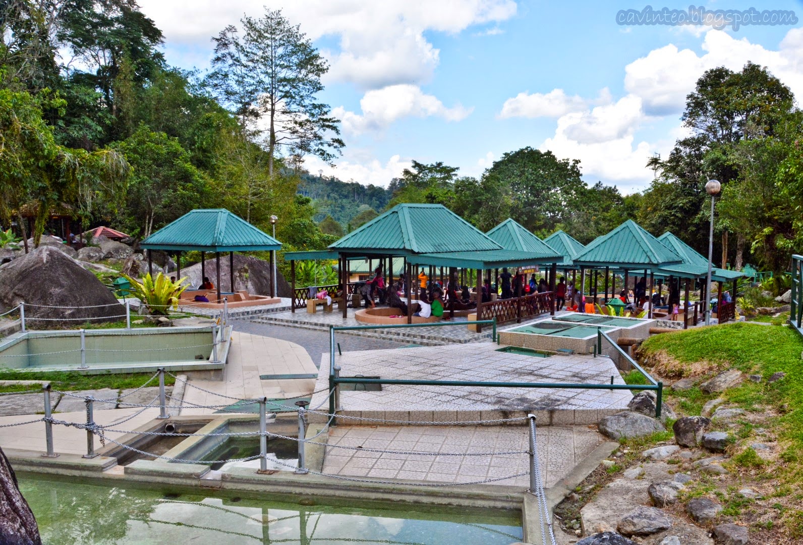 Entree Kibbles: Poring Hot Spring & Nature Reserve Resort @ Sabah [East ...